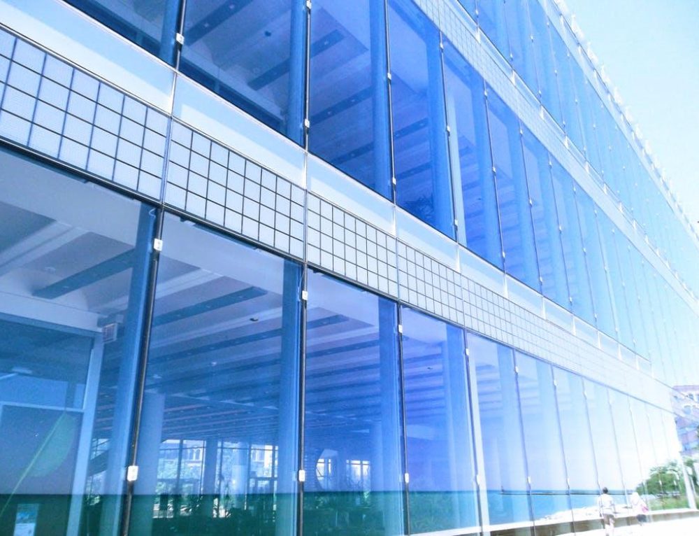 The Pros and Cons of Installing Insulated Glass in Your Home - Crystal ...