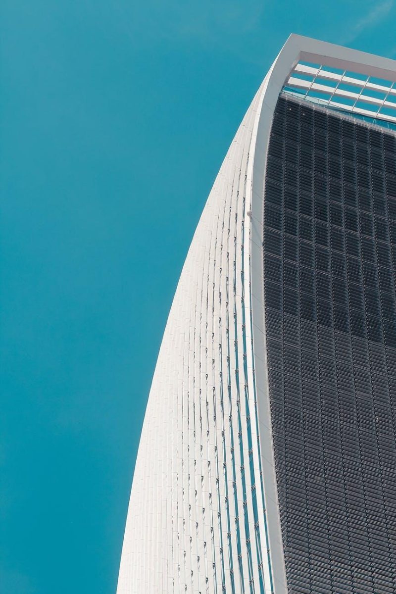 3 Things You Need to Know About Commercial Glazing - Crystal Glass